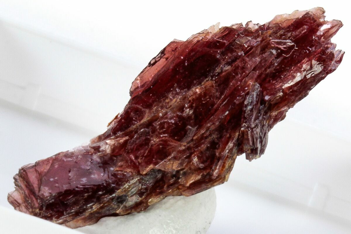 1" Lustrous Red Alurgite Crystal Cluster - South Africa (#309600) For ...