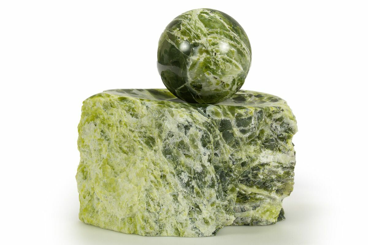 2" Polished Noble Serpentine Sphere with Base - Washington (#327935 ...